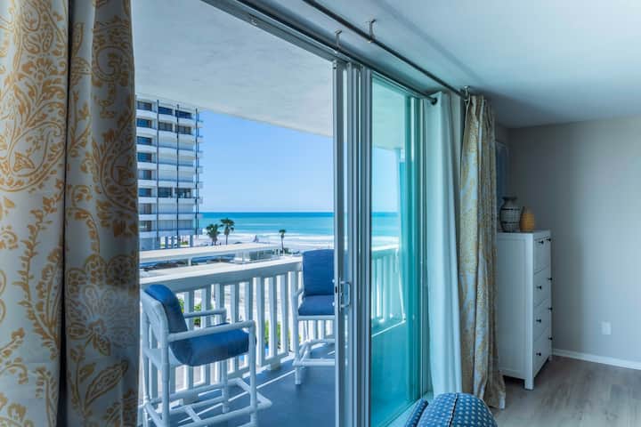 As Time Goes By, A Condo On The Sea - Ormond Beach, FL