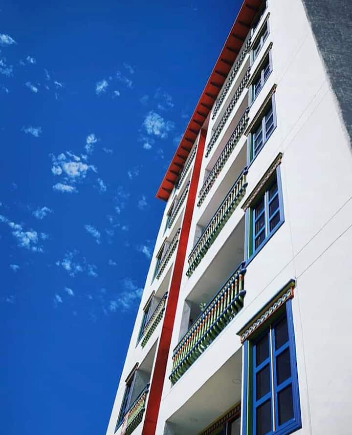 Apto Plaza Principal /Cerca Malecón/frente Autobús - Guatape