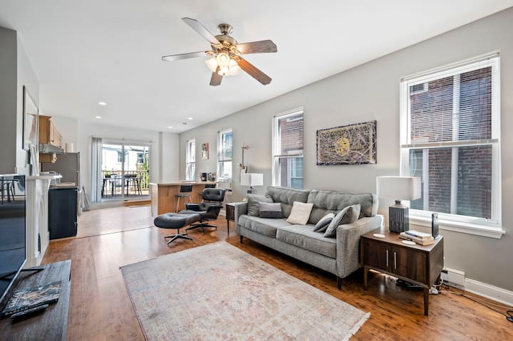 Sunny & Spacious 1 Bd | 1.5 Bath Private Apartment - Philadelphia, PA