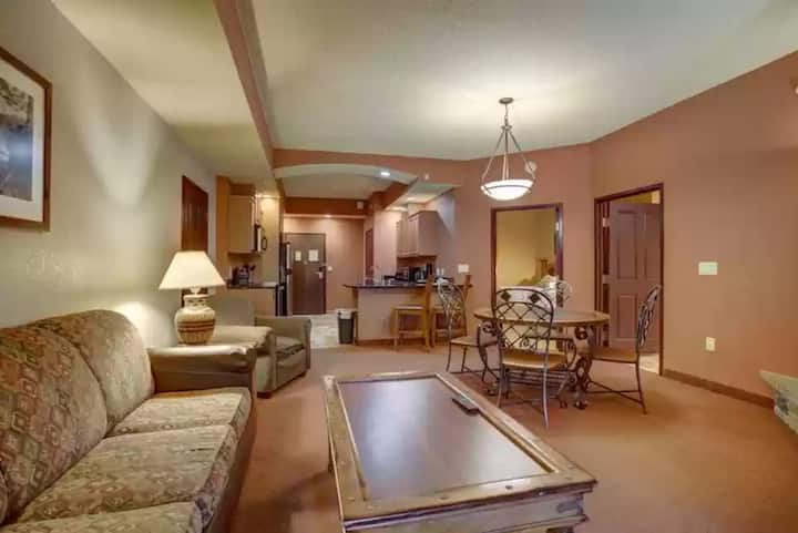 3br/3ba Chula Vista Condo W/free Water Park Passes - Wisconsin Dells, WI