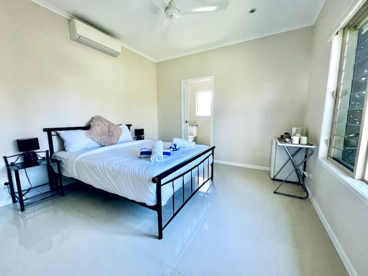 "Montecristo" Private Room In Palm Cove - Palm Cove
