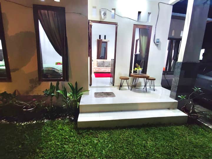 Cheerful 2 Bedrooms House Near Saba Beach - Bali