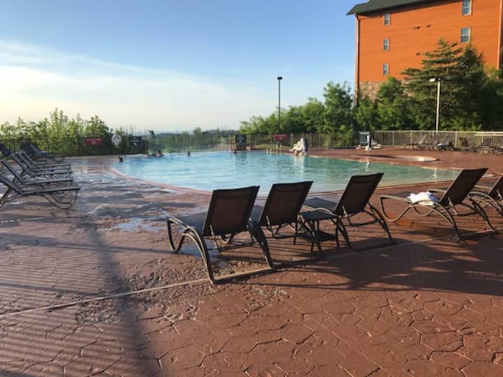 Gatlinburg Villa @ Wg Smoky Mountain Resort & Spa - Gatlinburg, TN