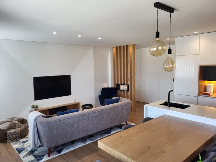 Apartamento Cinema Para Férias Em Esposende - Esposende