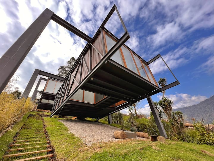 Primeras Suites Colgantes Del Mundo /Deluxe Volcán - Banos