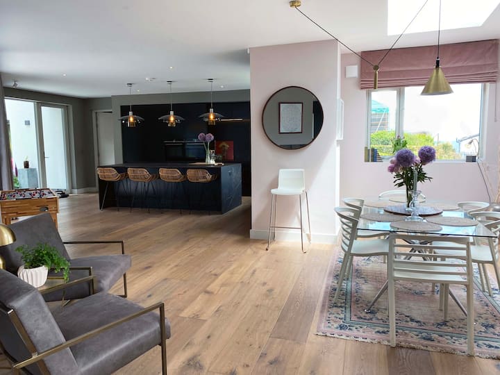 Top 12 Airbnb Vacation Rentals In Dalkey, Ireland - Updated 2025 | Trip101