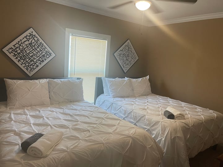 Tennesse Expresslodge - Midland, TX