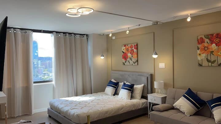 Beautiful Remodeled Studio W/canal, City & Mt View - 檀香山