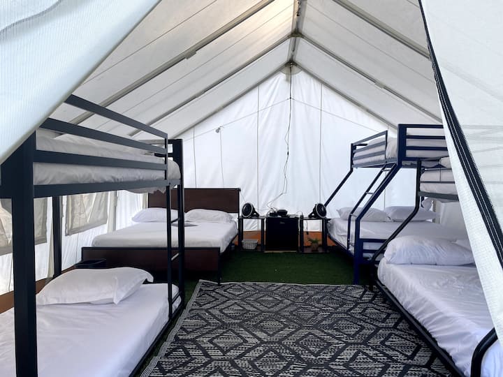 Glamping Tent- 10 Person Max Capacity - Middletown, NY