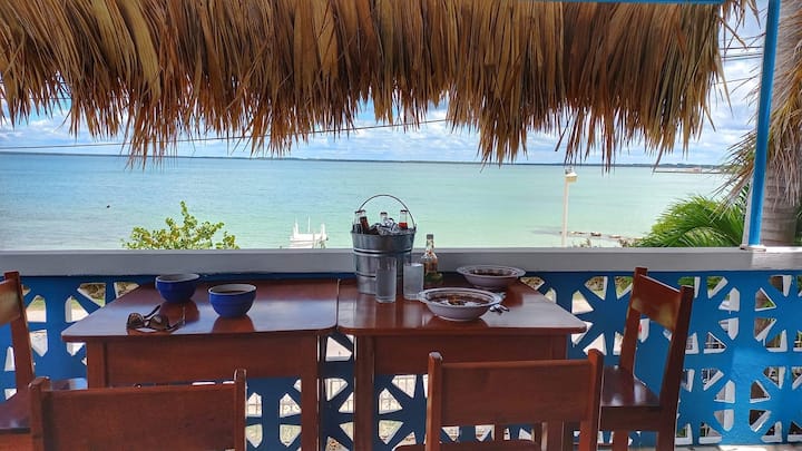 Rum Punch Lodge - 8 Bedroom Seaside Colonial - Belize