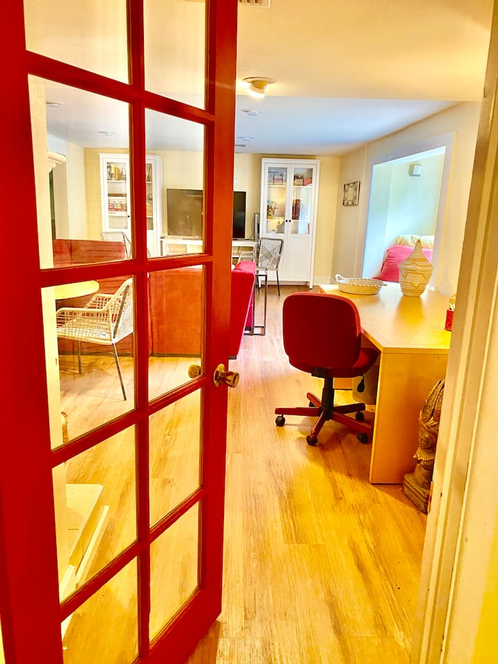 Private Suite Minutes To Town & Events + Hot Tub. - Eugene, OR