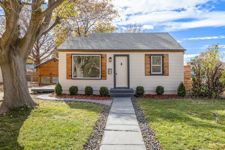 Cheerful One Bed Cottage In Great Central Location - Nampa, ID