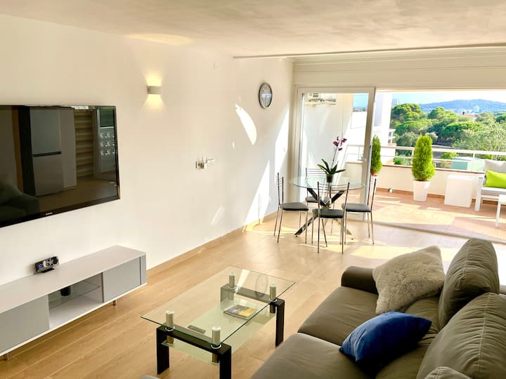 Modern Penthouse With Terrace - Playa de Aro