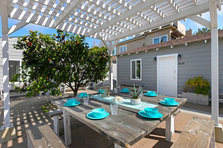 Beautiful 2 Bedroom Beachwalk Cottage - Shell Beach, San Diego