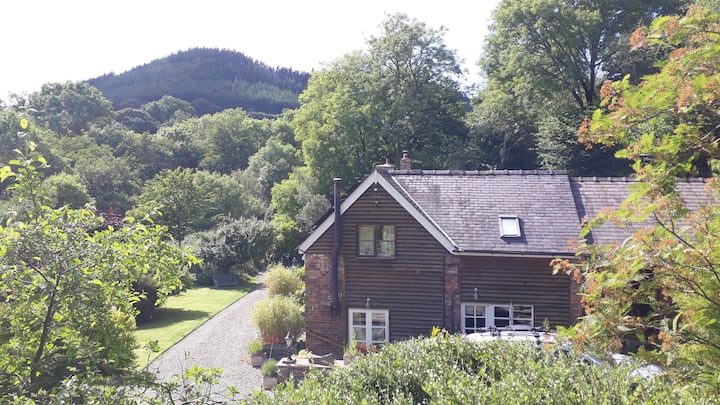 Comfort & Tranquility Off The Beaten Track - Shropshire