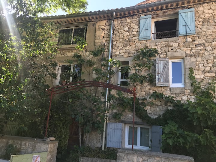 Agréable Maison De Village - France