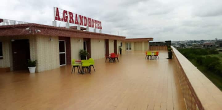 Adamaoua Grand Hotel *** - Douala