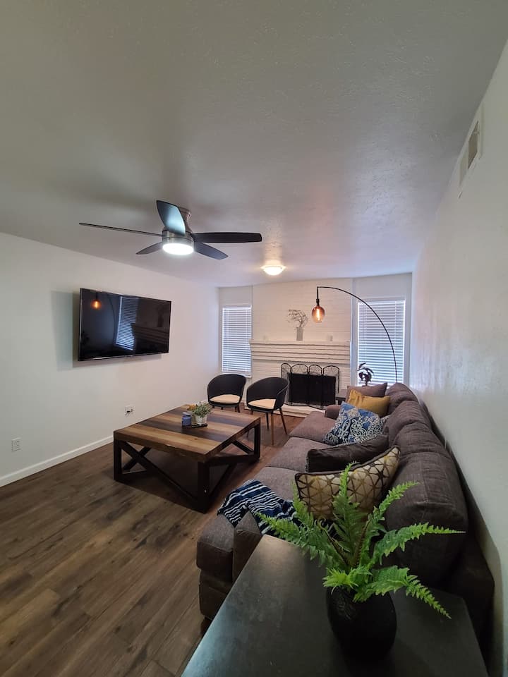 Luxury Paradise 3 Bedroom  ,Pool.sleep 8 - Dallas, TX