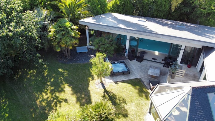 Villa De Luxe Avec Piscine Intérieure, Fitness Spa - Porspoder