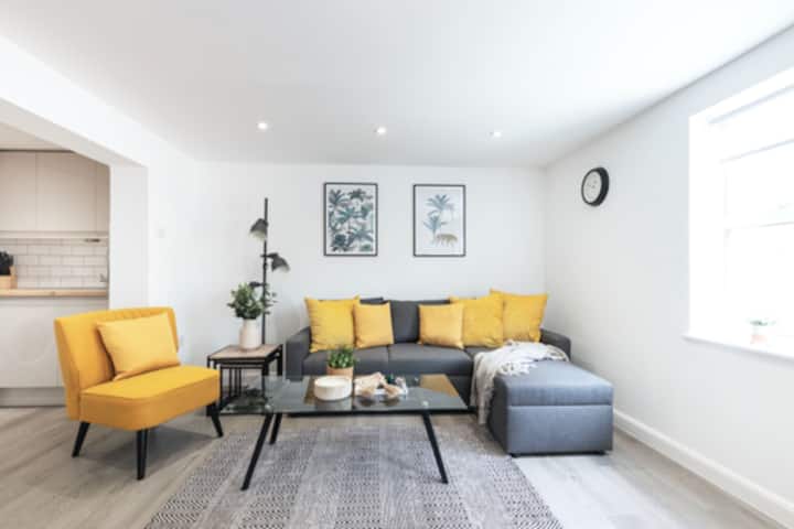 Central Reading Apt With Free Parking - Reading