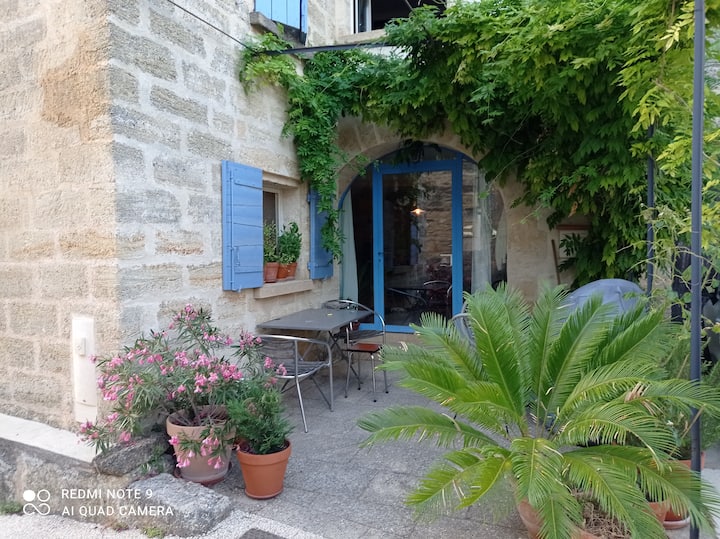 Jolie Maison De Village Avec Terrasse. - Vers-Pont-du-Gard