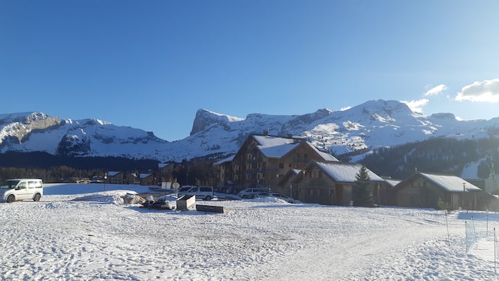 Joli T2 Avec Vue Et Piscine Dans Résidence - Le Dévoluy