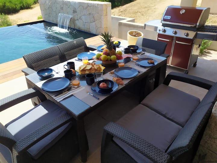 Villa Pierre, Mer à Pied, Vue Mer, Piscine Débord. - Palombaggia