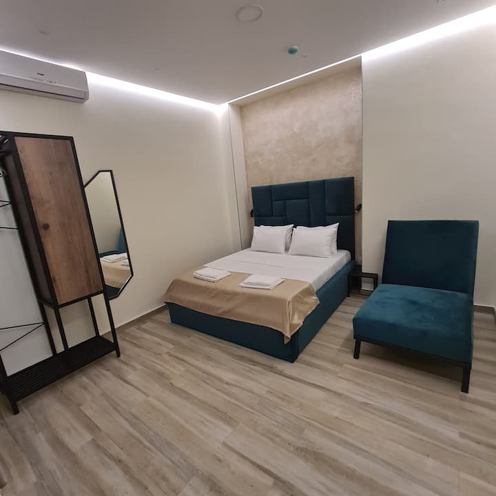 Ljupki Apartman Sa Pogledom Na Unutrasnje Dvoriste - Belgrade