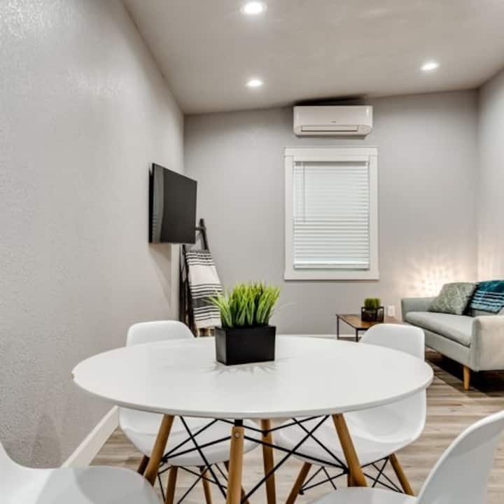 Jefferson Carriage House - Eugene, OR