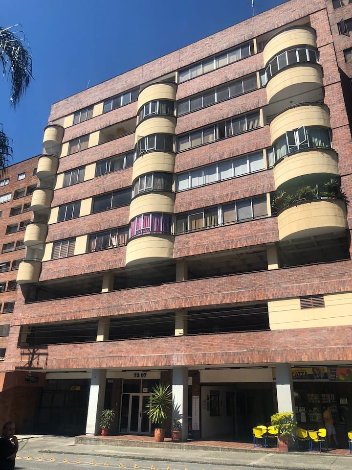 Beautiful Apt, Perfect Location For Everybody - Medellin, Antioquia, Colombia