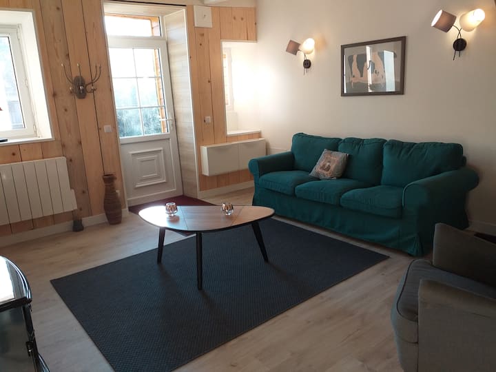 Gîte Avec Piscine Réservé Aux Adultes - Nièvre