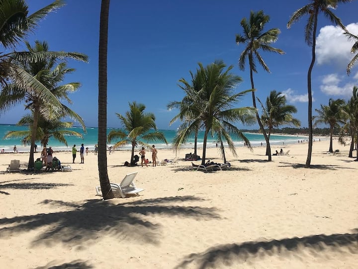 Spacious Apartment - Large Pool - Private Beach - Punta Cana