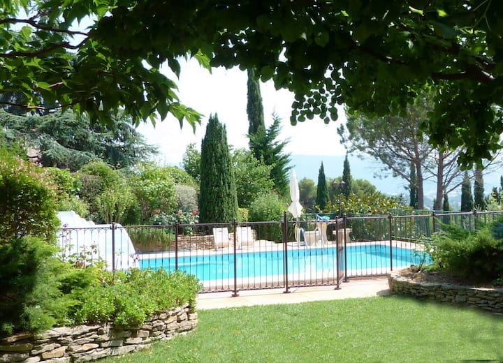 Studio Insolite, Cadre Paradisiaque, Pleine Nature - Gémenos