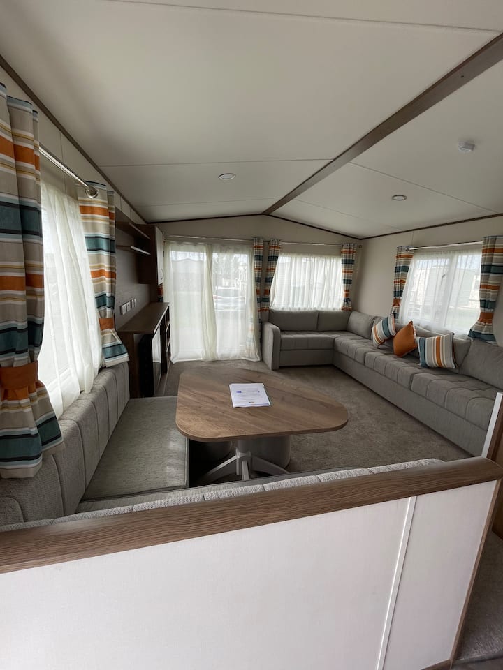 D C Caravan Rental - Skegness