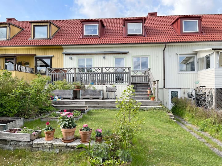 Radhus Nära Centrum, Natur & Kvibergs Sportområde - Göteborg