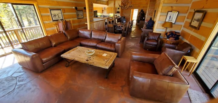 Spectacular Luxury Lodge:message 4 Summer Specials - Angel Fire, NM