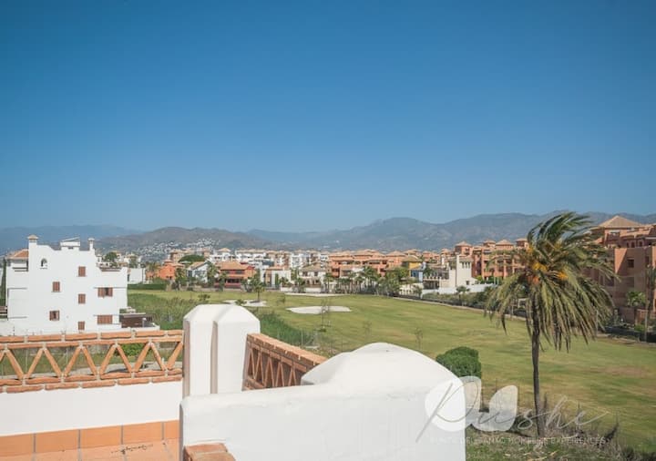 Pushe Village Playa Granada Beach & Golf 2 - Motril