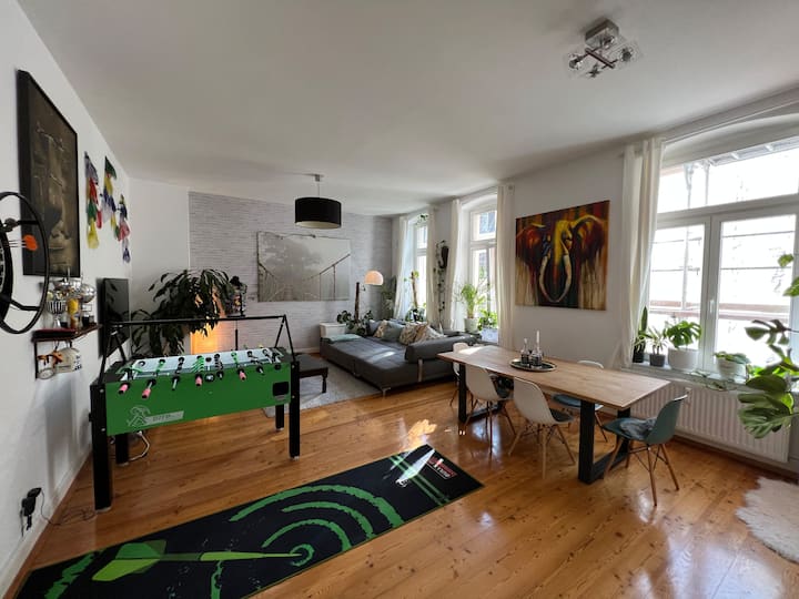 Charmante Altbauwohnung Im City-center - Colonia