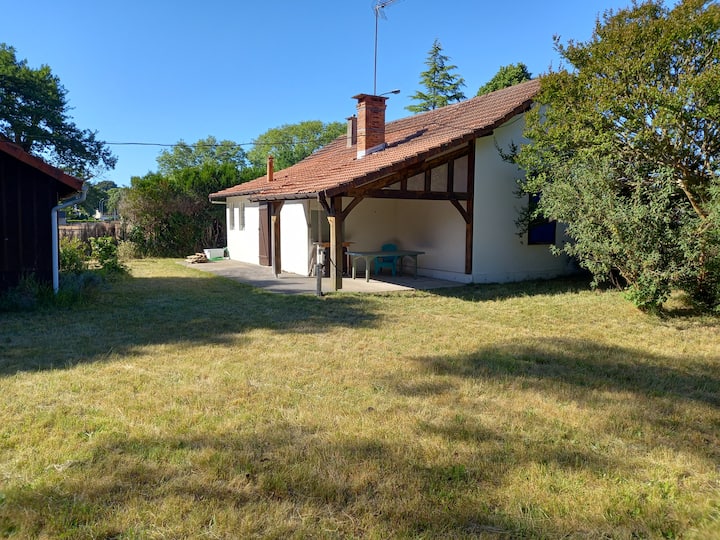 Charmante Maison Avec Jardin à 6 Km De L'océan - Landes