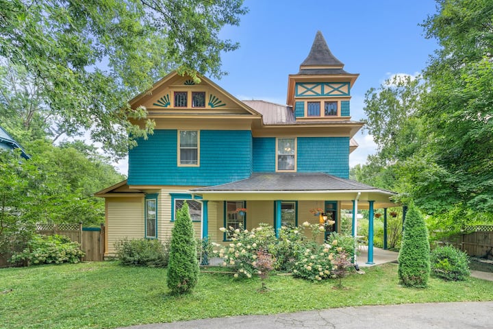 Ecusta Trail Access • Family Retreat Near Downtown - Hendersonville, NC