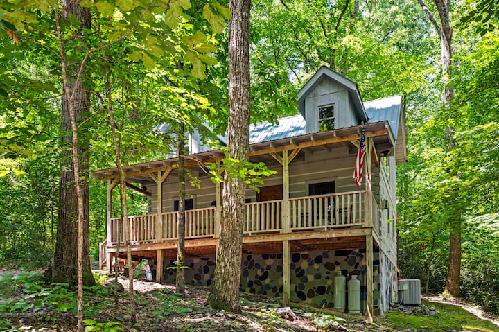 Cozy Cabin In The Woods - Townsend, TN
