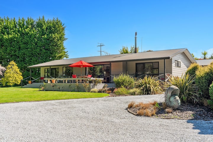 Countryside Lodge In Taupo - Taupō