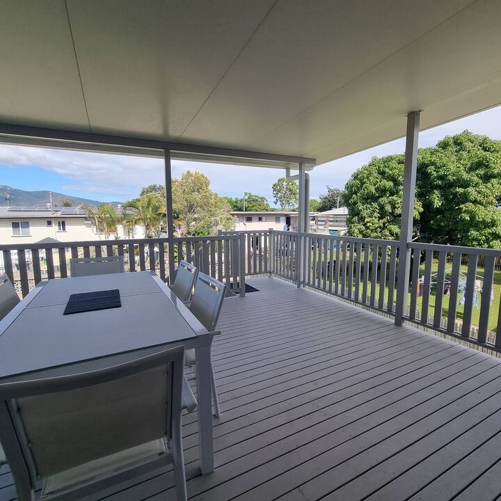 Tippett Apt Upstairs (Nq) - 3 Bedroom 1 Bathroom - Townsville