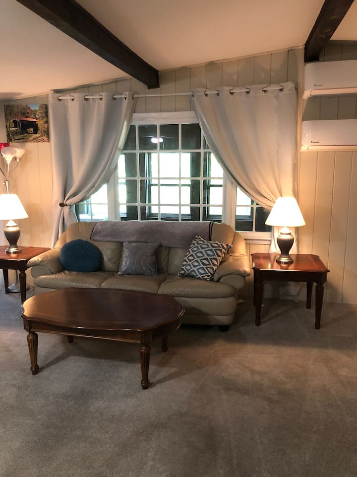 The Cozy Get Away - Brookline, NH