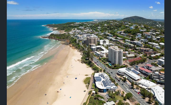 Pointbreak Coolum Beach Holiday Apartment - Noosa