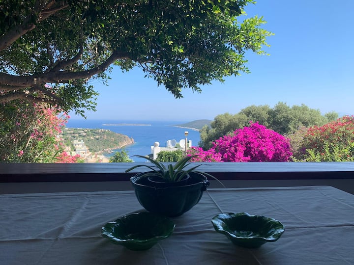 Elegant Bodrum House With Seaview - Gündoğan