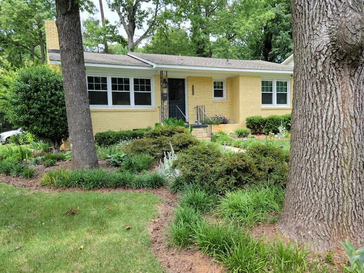 Beautiful 3/2 Home Minutes From Everything! - Charlotte