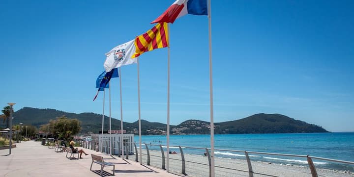 A 5' à Pieds De La Plage, Appt Indépendant - Le Castellet