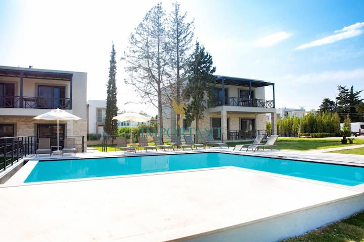 Bd285 2 Bedroomed Flat Withcommunalpool Inortakent - Akyarlar