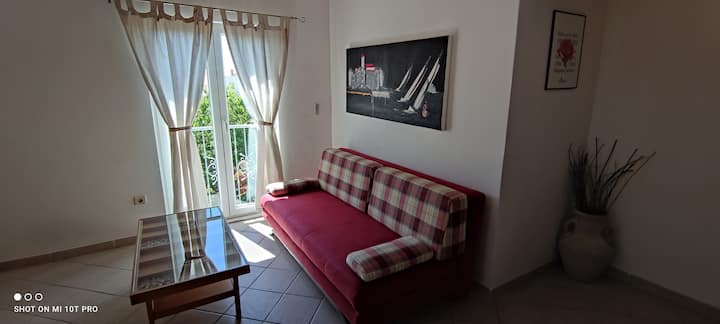 Cosy Townhouse In The City Center, 850m From Beach - Vodice